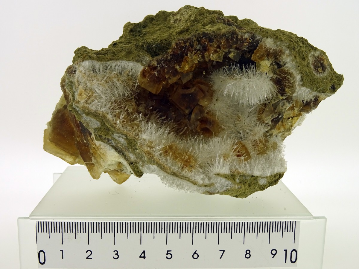 Natrolith, Calzit - MKfactory